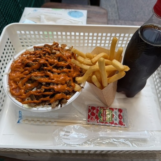 SHIBUYA KEBAB 渋谷センター街店 - 渋谷/ケバブ | 食べログ
