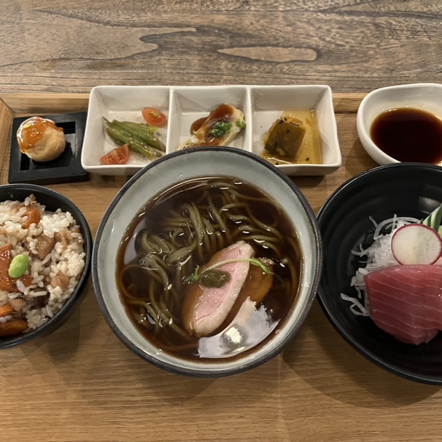 IKOMAI TOCHI - マニラ/日本料理 | 食べログ