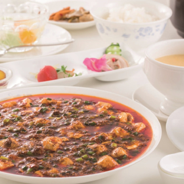 ランチコース 華 : 四川料理 鳳凰 （ホウオウ） - 北鉄金沢/四川料理 | 食べログ