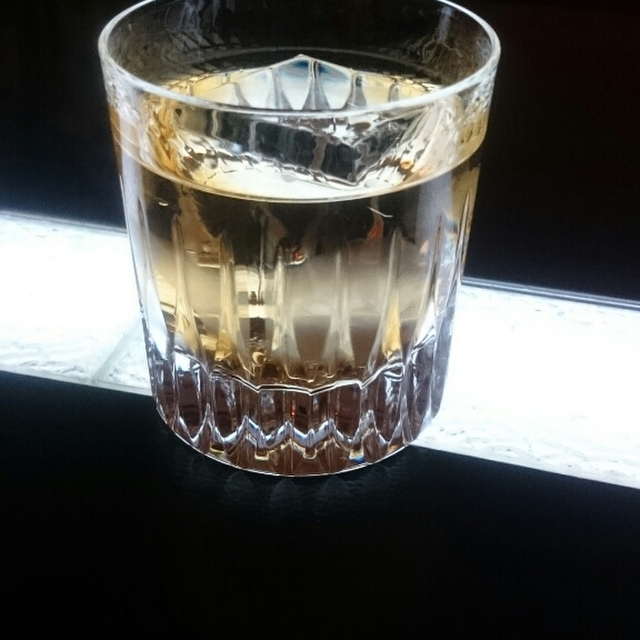 BAR es （バーエス） - みなと元町/バー [食べログ]