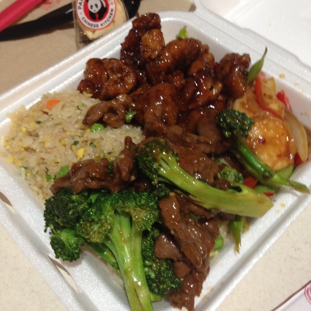 Panda Express Micronesia Mall （パンダエクスプレス） - デデド/中華料理 | 食べログ