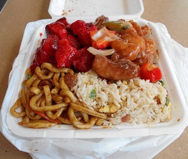 Chun Wah Kam Noodle Factory Ala Moana （チュン・ワー・カム・ヌードル・ファクトリー） - アラモアナ ...
