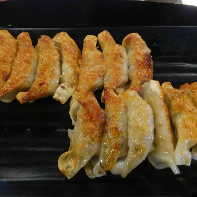 【閉店】ギョウザ ファクトリー 210 （Gyoza Factory 210） - 南小倉/餃子 | 食べログ