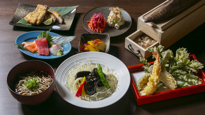 GURUNAVI FOODHALL WYE （グルナビ フードホール ワイ） - 天空橋/日本料理/ネット予約可 | 食べログ