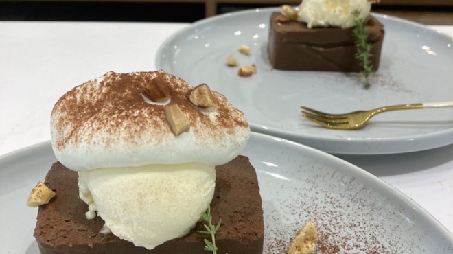 BLOCK47 Eats （ブロックヨンジュウナナイーツ） - 岐阜羽島/カフェ | 食べログ