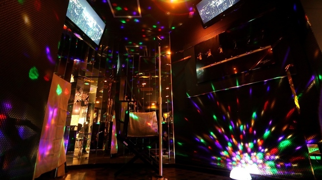 Dining Bar Hellos （【旧店名】What's!! ） - 尼崎（阪神）/ダイニングバー/ネット予約可 | 食べログ