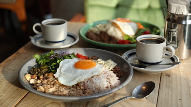 ＃802 CAFE&DINER 渋谷店 （ハチマルニ カフェアンドダイナー）のご予約 - 渋谷/ダイニングバー | 食べログ