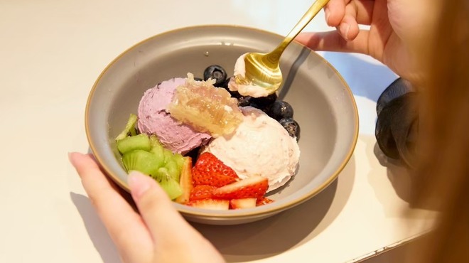 YOGI GREEKYOGURT& ACAI 代官山店 （ヨギ グリークヨーグルトアンドアサイ-） - 代官山/スイーツ | 食べログ