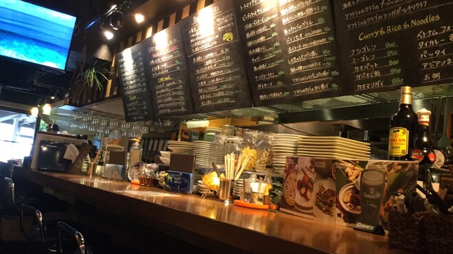 Bai toong （バイトーン） - 本山/タイ料理 [食べログ]