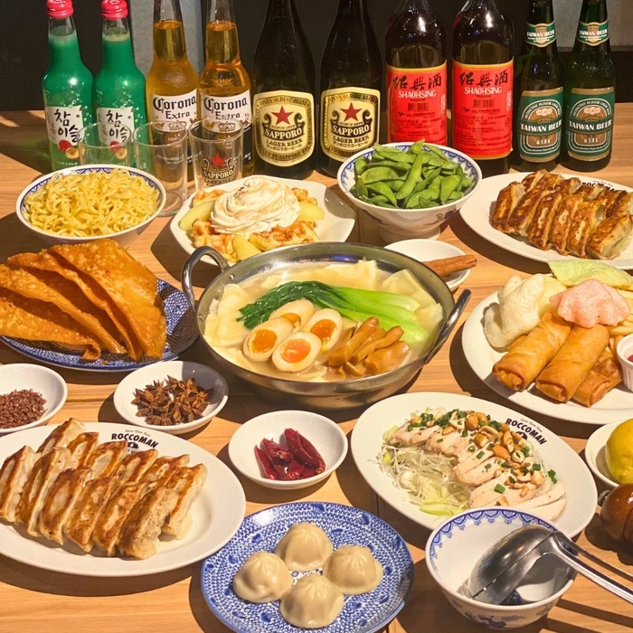 GYOZA ROCCOMAN Shibuya Dogenzaka Store - Dumplings Izakaya in Shibuya ...