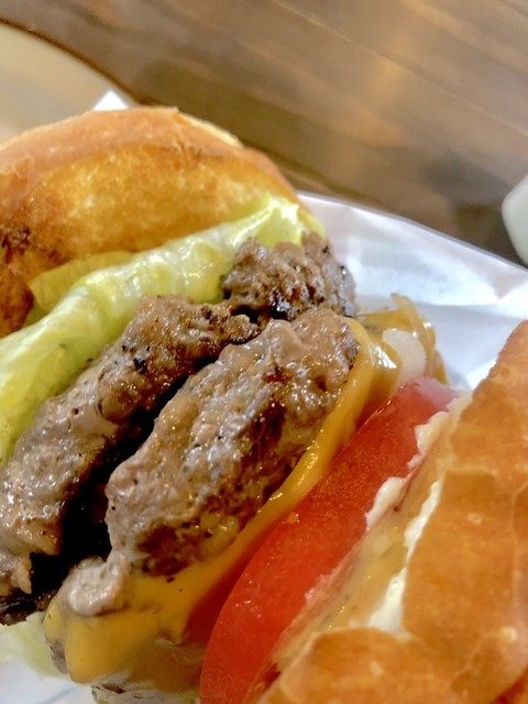 BENJAMIN BURGER （ベンジャミン バーガー） - 名護市/ハンバーガー [食べログ]