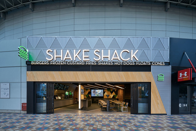 外観写真 : シェイクシャック 東京ドーム （Shake Shack） - 水道橋/ハンバーガー [食べログ]