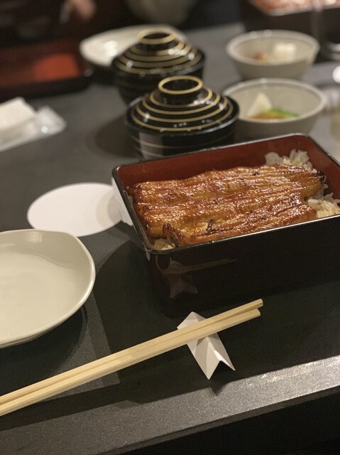 『気軽に本格的な鰻料理を！』by 食べる飲む食べる飲む : ての字 大手町店 （てのじ） - 大手町/うなぎ [食べログ]