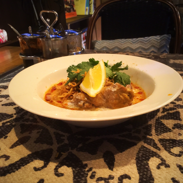 『丁寧なランチセット。いいお店です。』by monch312 : Bai toong （バイトーン） - 本山/タイ料理 [食べログ]