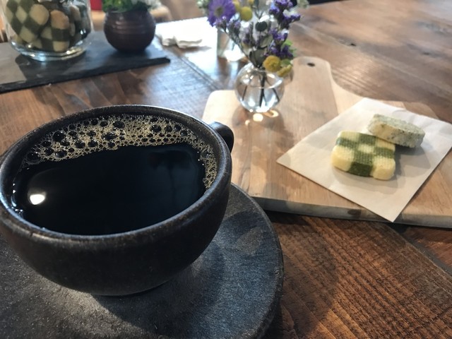 スコーイ フラワーアンドコーヒー （SKOJ flower × coffee） - 加古川/カフェ | 食べログ