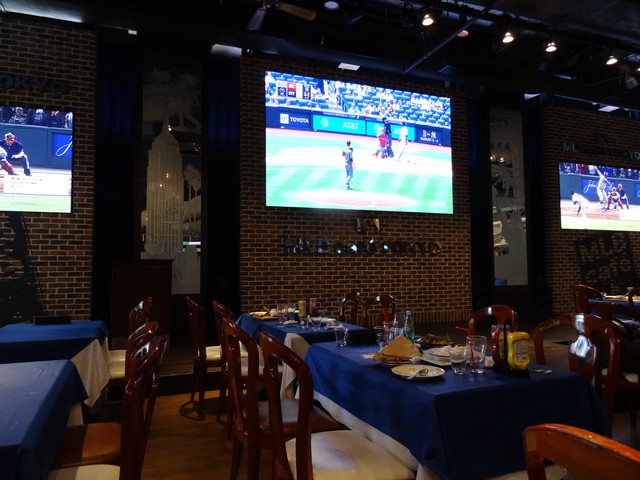 内観写真 : MLB cafe TOKYO 東京ドームシティ店 （エムエルビーカフェトウキョウ） - 水道橋/アメリカ料理 | 食べログ