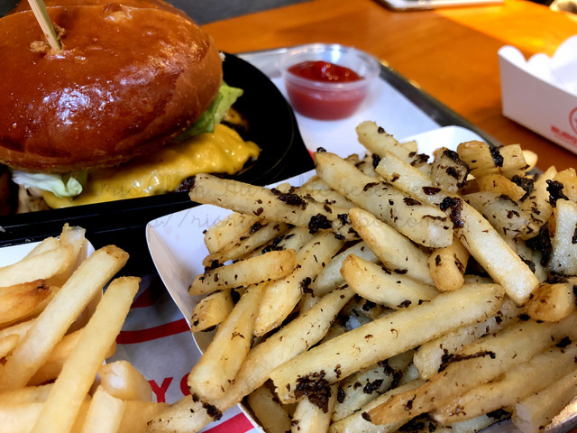 Burger joys store