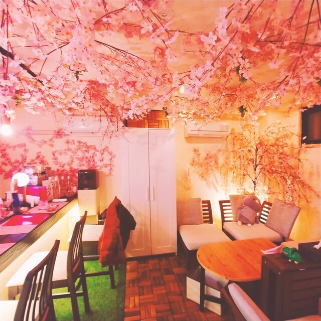 『駅前でちょっと一杯な楽しさ』by kentoyoki : SAKURA BAR - 甲府/ダイニングバー [食べログ]