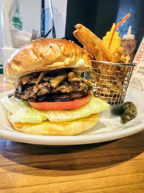 BOSSA BURGER - 北千住/ハンバーガー [食べログ]
