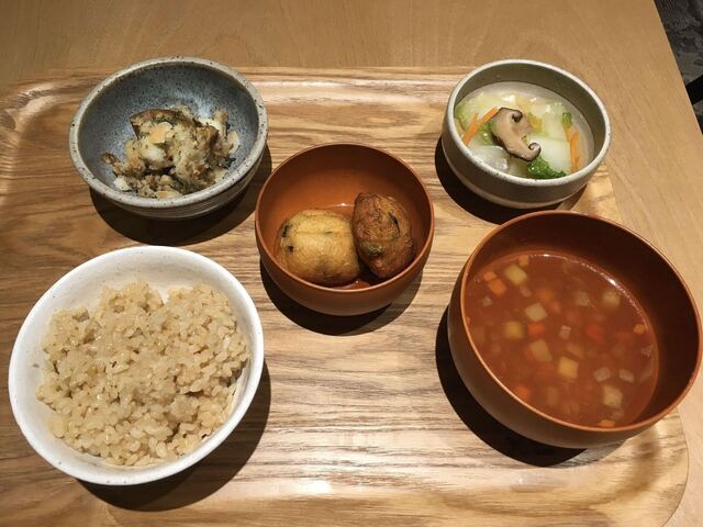 ライフル テーブル （LIFULL Table） - 半蔵門/カフェ | 食べログ