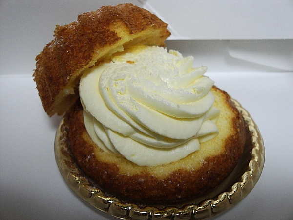 モロゾフグラン エキュート赤羽店」の焼きクグロフ』by ぐぐちゃん : モロゾフグラン エキュート赤羽店 - 赤羽/ケーキ [食べログ]