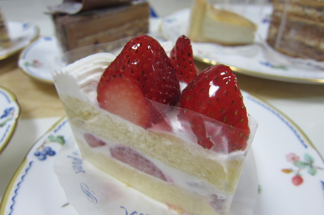 料理写真 4ページ目 : ケントハウス （本店） - 今里（大阪メトロ）/ケーキ [食べログ]