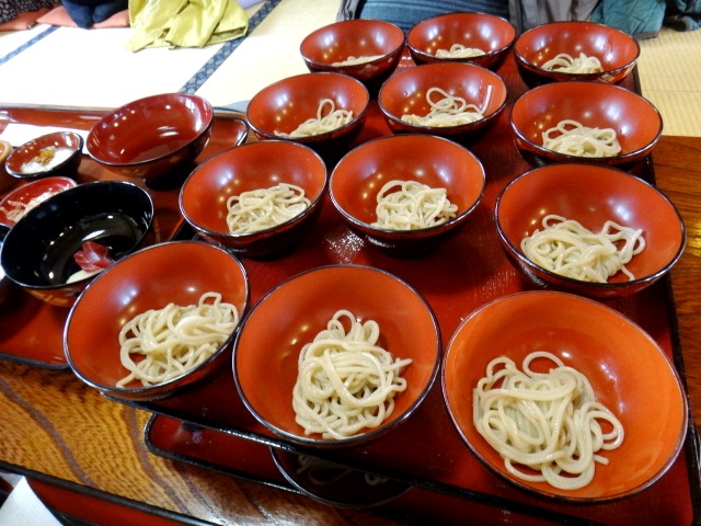 『わんこそば～♪』by oomimi : 駅前芭蕉館 （えきまえばしょうかん） - 平泉/そば [食べログ]