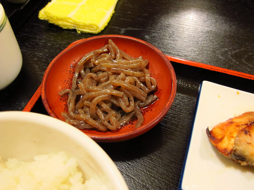 ランチ】 ワンコインよりちょっと高め ぶりの西京焼定食』by Pochi Pochi : もみじ - 新日本橋/食堂 [食べログ]