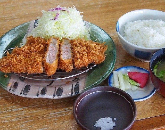 写真 2ページ目 : 庄内 - 長町一丁目/とんかつ [食べログ]