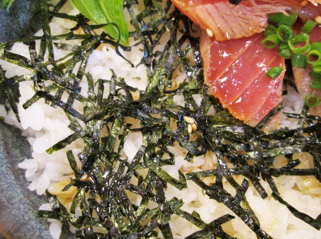 『天然ビン長マグロの漬け丼、それなりに納得できる食感と味わいです』by 余脂坊 : まぐろ市場 立川北口店 （まぐろいちば） - 立川北/海鮮 ...