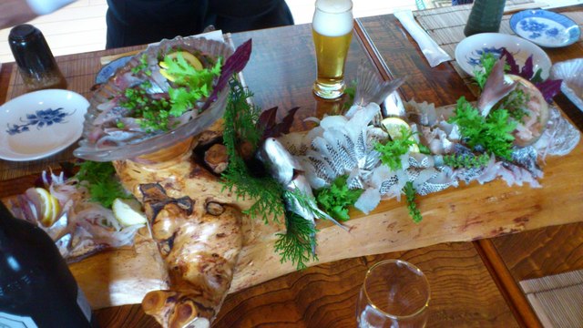 『時間を忘れる異空間！』by 唐津の喰人 : 魚山人 （ぎょさんじん） - 玄海町/魚介料理・海鮮料理 [食べログ]