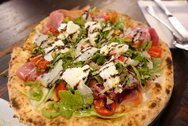 Luka ITALIAN - DINING / PIZZA / BAR - チャイナタウン/イタリアン | 食べログ