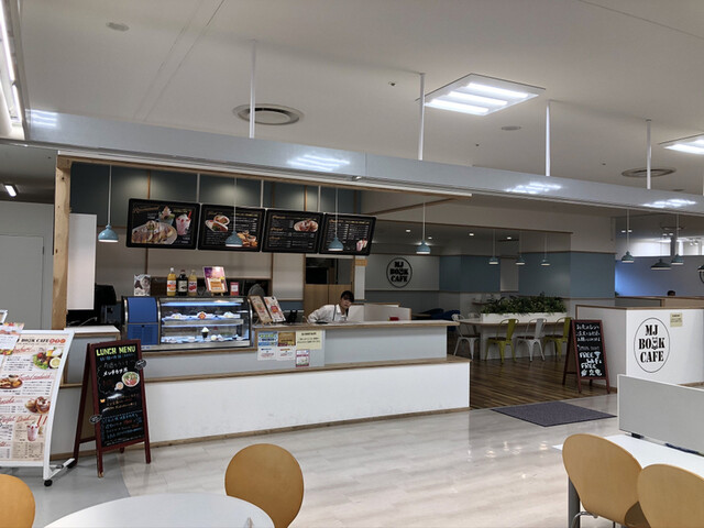 エムジェイブックカフェ 瓦町FLAG店 （MJ BOOK CAFE） - 瓦町/カフェ | 食べログ