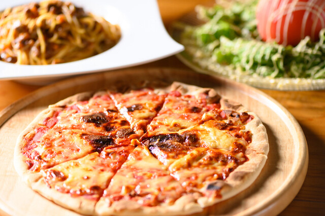 ダイニングバー ハーフムーン （Diningbar Half Moon） - 沼ノ端/ダイニングバー | 食べログ