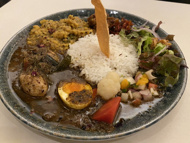 curry bar nidomi （ニドミ） - 谷町四丁目/インドカレー [食べログ]