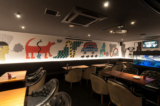 座席 : KITSUNE - 恵比寿/ダイニングバー | 食べログ