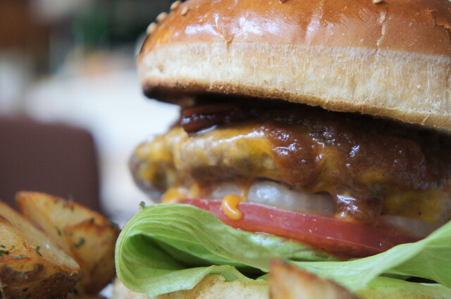 【移転】Overcook Burger Bar （オーバークックバーガーバー） - 大口/ハンバーガー | 食べログ