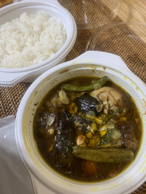 写真 : woof curry （ウーフ カレー） - 長谷/カレー | 食べログ