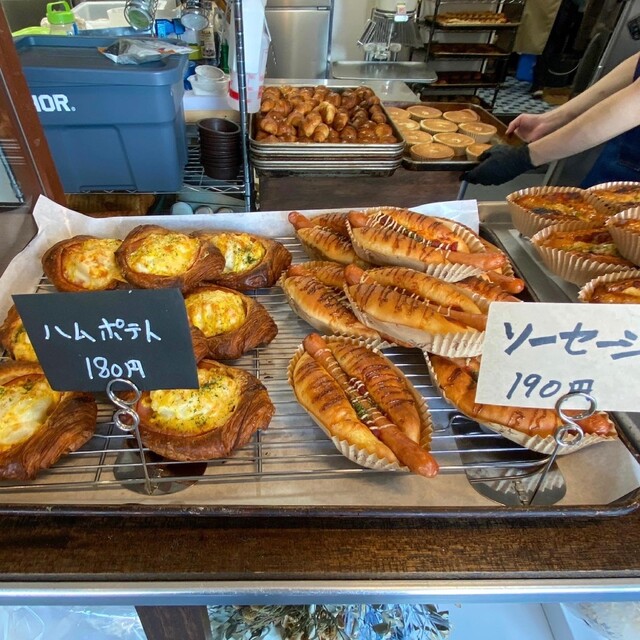 Good Morning Bakery （グッドモーニングベーカリー） - 奥武山公園/パン | 食べログ