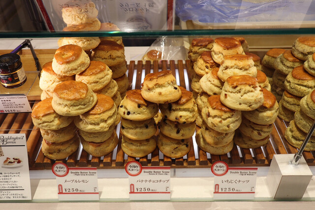 メニュー写真 4ページ目 : デメララ・ベーカリー （Demerara Bakery） - 新宿/洋菓子 | 食べログ