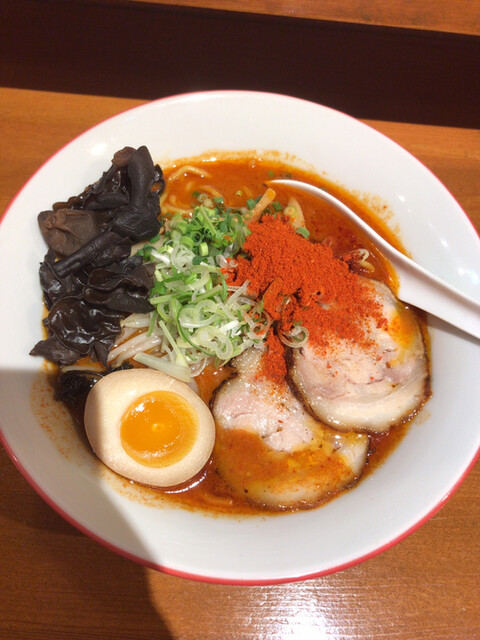 『辛さ6にしてみる』by elu-mo : 辛いラーメン 14 札幌南口本店 - さっぽろ（札幌市営）/ラーメン [食べログ]