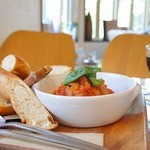 トロ コーヒーアンドベーカリー （TOLO COFFEE＆BAKERY） - 世田谷代田/パン | 食べログ