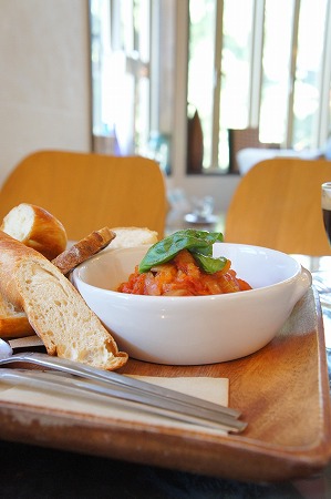 トロ コーヒーアンドベーカリー （TOLO COFFEE＆BAKERY） - 世田谷代田/パン | 食べログ