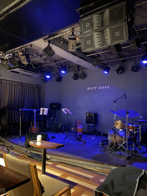 シンジュク・ピット・イン （Shinjuku Pit lnn） - 新宿三丁目/バー | 食べログ