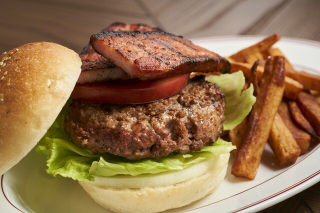 ランチメニュー : Peter Luger Steak House Tokyo （ピーター・ルーガー・ステーキハウス 東京） - 恵比寿 ...