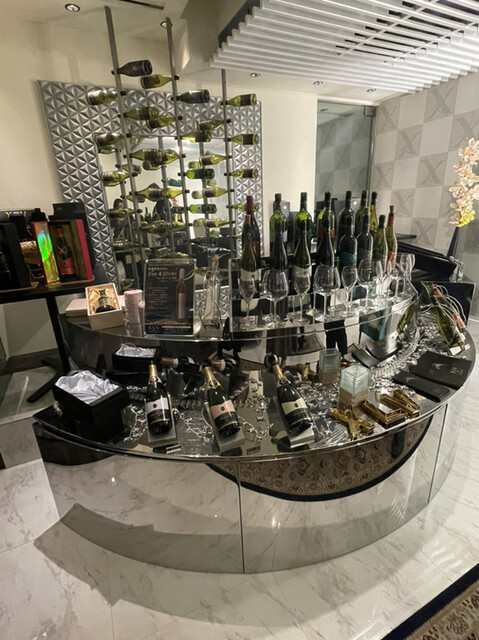 Restaurant & Wine Bar XLV - 三条/ダイニングバー | 食べログ