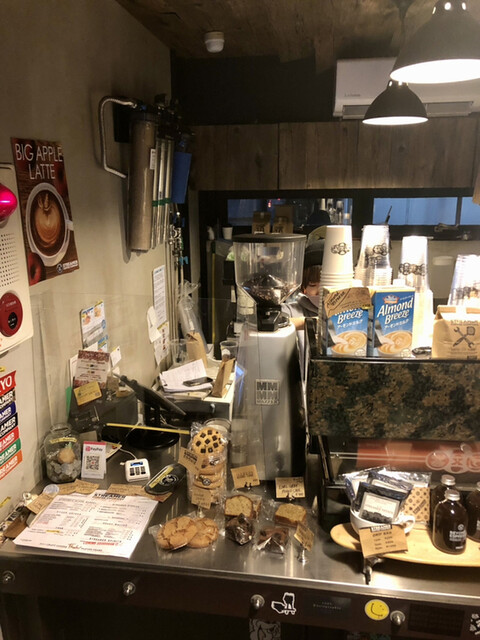 STREAMER COFFEE COMPANY - Harajuku/Cafe [Tabelog]
