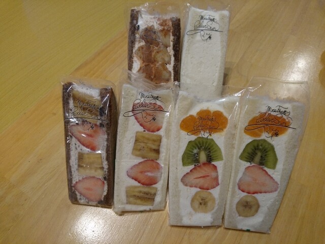 Mrs. Fruits Parlor SUN （ミセス フルーツ パーラー サン） - 練馬/サンドイッチ/ネット予約可 | 食べログ