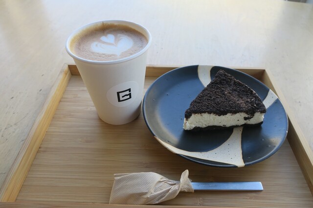 Gwave Cafe - 浦添前田/カフェ | 食べログ