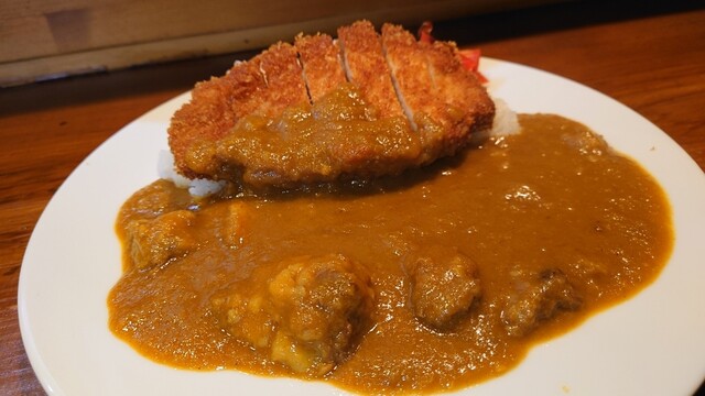 Magari Curry spooon - Sanjo/Curry | Tabelog